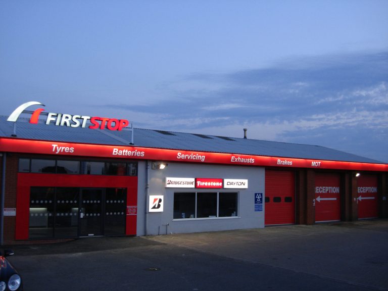 First Stop avis : mon test en centre auto en toute franchise