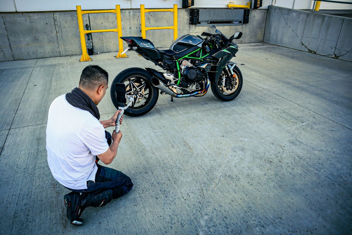 Contrôle technique moto : tarifs, obligations et dates à retenir